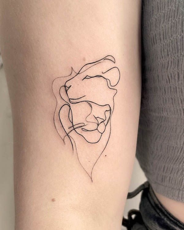 Fine Line Tattoos: 2025's Hottest Minimalist Trends!