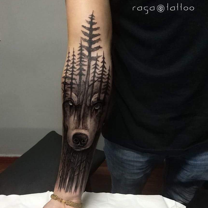 70+ Bold Wolf Forearm Tattoos That Will Make You Howl